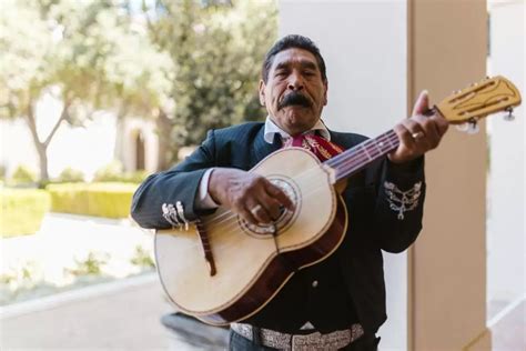 Lucha Libre Mariachi 및 Tequila 투어와 함께하는 멕시코의 밤 Funbooky