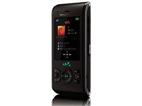 Review: Sony Ericsson W595
