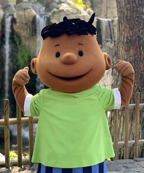 Today The Beloved Peanuts Character Knotts Berry Farm Facebook