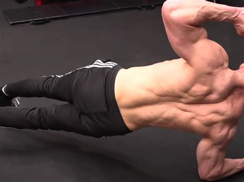Phát Triển Ngực Dưới Với Athlean X Bí Quyết Tối Ưu