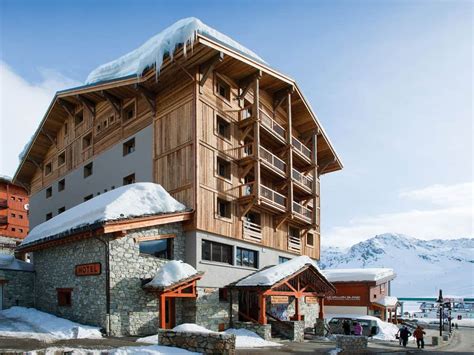 Aiguille Percée Hotel In Tignes Le Lac