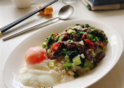 溫泉蛋雪菜牛肉蓋飯 食譜與作法 By 浦維老師的料理廚房 Cookpad