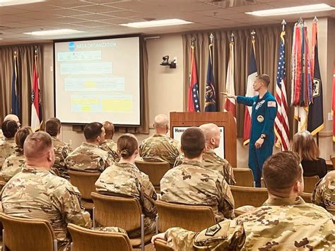 Dvids Images Astronaut Morgan Visits Hrc Shares Army Story [image