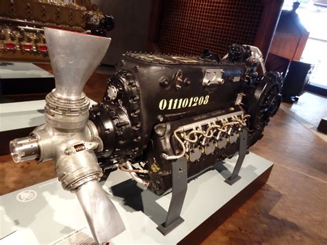 Alma De Herrero Motor Daimler Benz Db 605d