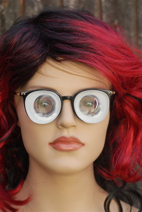 Pin Auf Gwg Strong Glasses