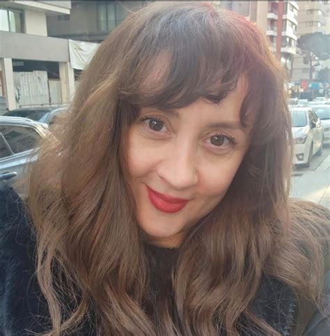 Bahar Dizisinin Kadrosuna İrem Kahyaoğlu Dahil Oldu İrem Kahyaoğlu Kimdir