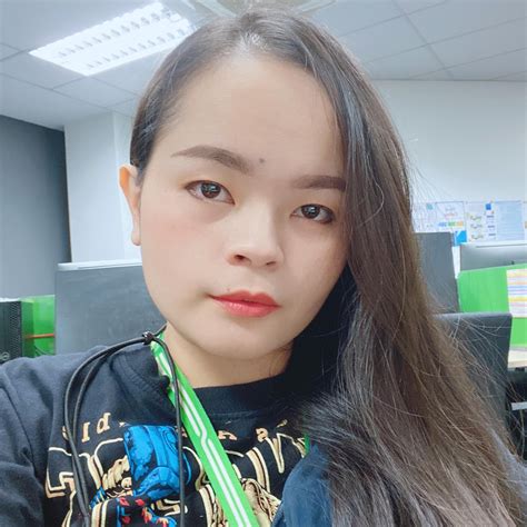 18 เปิดประมูลที่ 80 บาท บิทขั้นต่ำ20 หรือมากกว่า Size ไซส์ L รอบอก42 ยาว 18 ตำหนิ รูปเพิ่ม