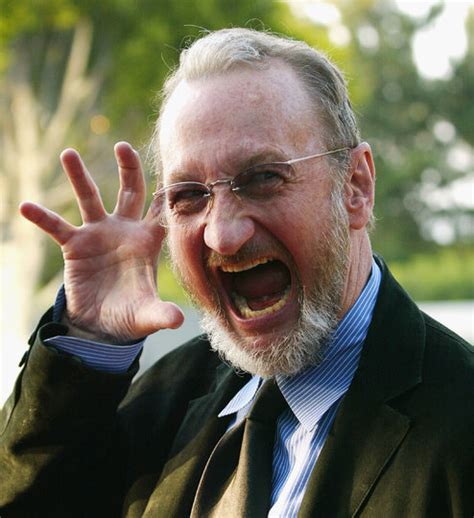 Роберт Инглунд рассказал чем Очень странные дела похожи на Кошмар