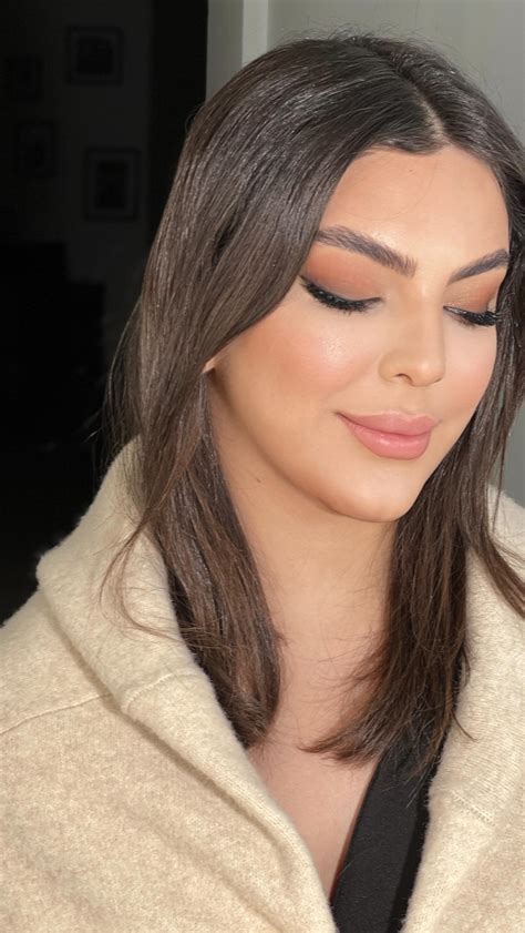 ‎پـــرنگ و کــمند‎ ‎سلام عزیزان آخر هفته ی زمستونیتون بخیر🩵 ️ یه مدت نبودیم ولی دست پر