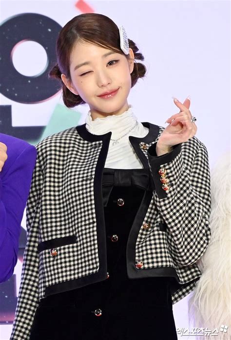 인형의 윙크 아이브 장원영 살짝 설렜어~[엑s Hd화보] 네이트 연예