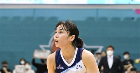 오늘의 주연 26점 폭발 신한은행 김소니아 새로운 팀 적응에 털어놓은 어려움은