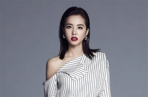 《歌手》总决赛蔡依林帮唱吴青峰 网友：青菜组合凤凰网