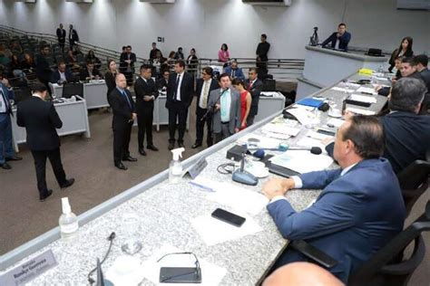 Vereadores Decidem Se Derrubam Vetos A Leis Para Agentes Comunitários E