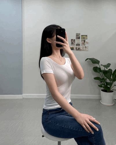 1 1할인 [빠른출고 레이온] 기본티 유넥 라운드 이너 반팔 스판 슬림 기본 쿨티 무지 티셔츠 에이블리