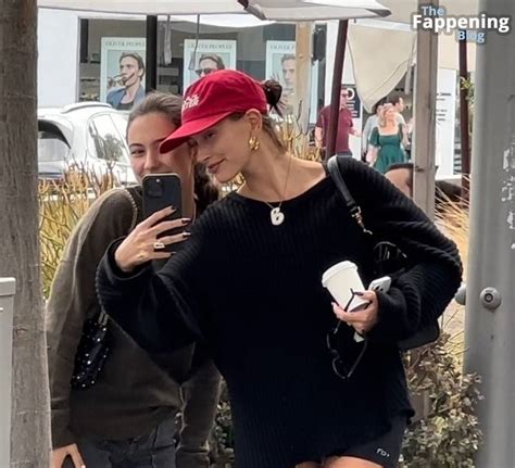 Hailey Bieber Sexy Photos The Fappening Stars