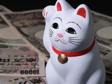 12月13日は「巳の日」「大安」「新月」が重なる開運日！ 金運アップのために「やるといいこと」は？ All About ニュース