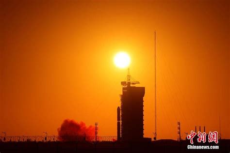 中国成功发射综合性太阳探测卫星夸父一号 搜狐大视野 搜狐新闻