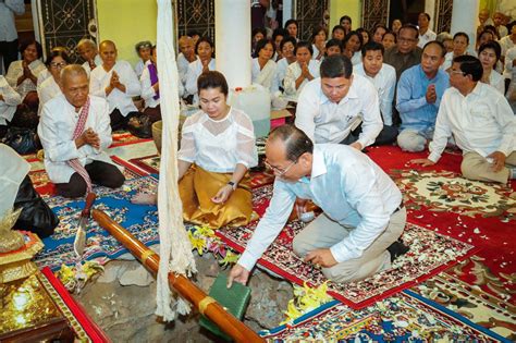 ឯកឧត្តម ម៉ៅ ធនិន និងលោកជំទាវ ហ៊ុន ចាន់ធី បានអញ្ជើញកាត់ឬសីមាព្រះវិហារ និងសម្ពោធឆ្លងសមិទ្ធផលនានា