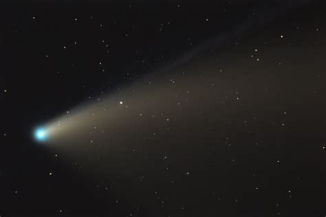 Comet Neowise 2020 Taken W 81mm Refractor And Dslr R Astronomy