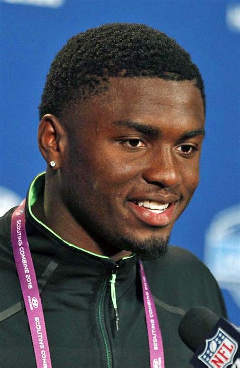 Laquon Treadwell 11 Wr From Ole Miss Vikings 1st Round Pick In