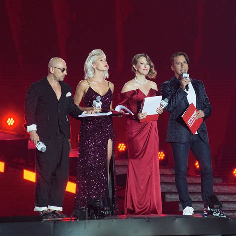 5 самых ярких нарядов премии «МУЗ ТВ 2018 КАЛЯЕВ Life Дзен