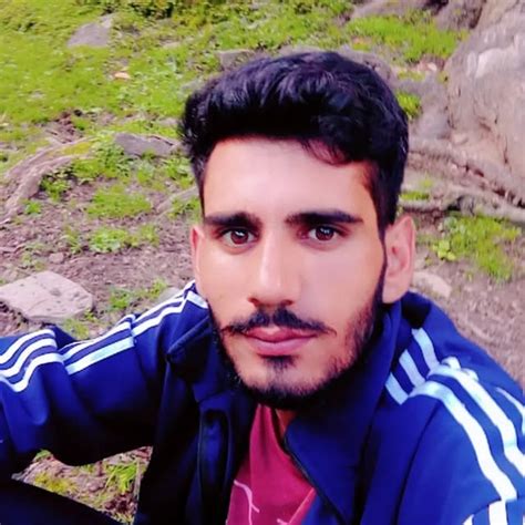 Tariq Hussain Tariq Bhalessi • Threads Say More