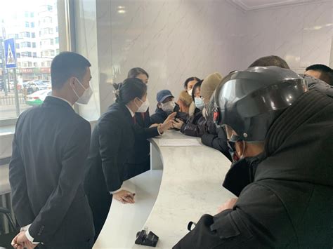 畅通维权“绿色通道” 帮助农民工安“薪”过年澎湃号·政务澎湃新闻 The Paper