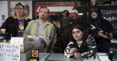Kevin Smith Vows To Never Stop Making Clerks Movies