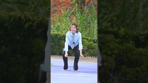 白鹿 奔跑吧白鹿又又又笑趴了 是什么事情这么好笑呢 奔跑吧9 27最新路透 bailu Keep Running 白鹿 时光