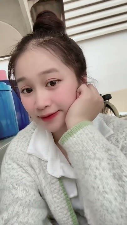 สาวลาว 🇱🇦สาวสะหวันระเขด Youtube