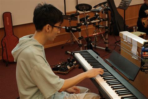 Wei Zeng