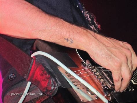 Jamie Hince Tattoos