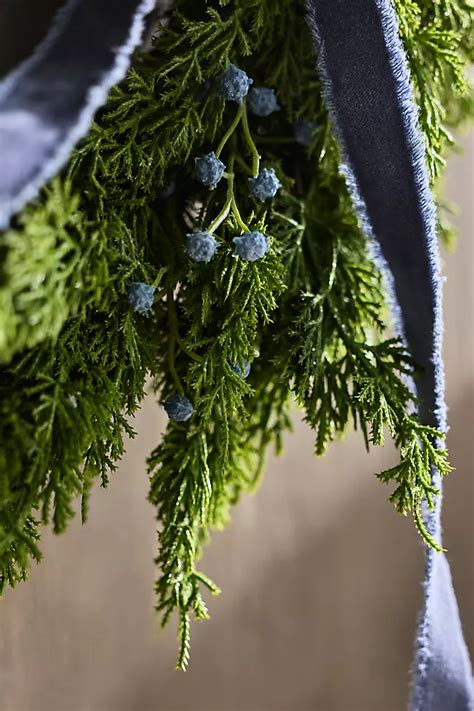 Faux Juniper Berry Wreath Terrain