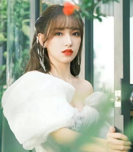 程潇妹妹程晨签约乐华，和姐姐同属一个公司，已被上戏录取 娱乐八卦赢家娱乐