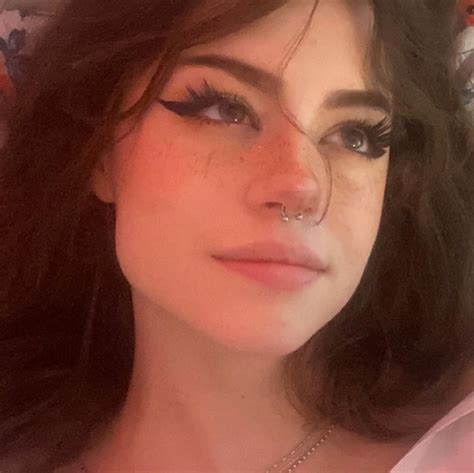 127 Mil Me Gusta 693 Comentarios ʚ𝖍𝖆𝖓𝖓𝖆𝖍ɞ Aestheticallyhannah En