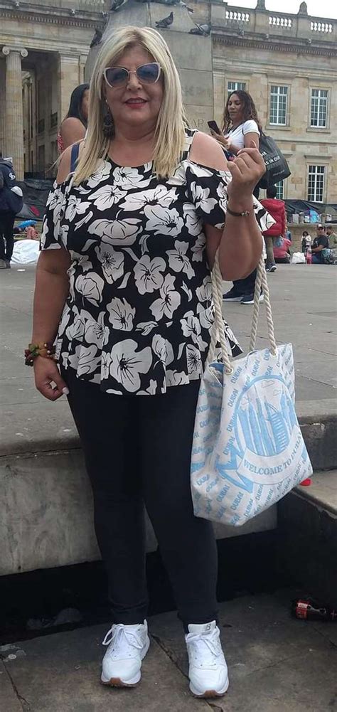 Gordita Rubia Hermosísima Rompecabezas En Línea