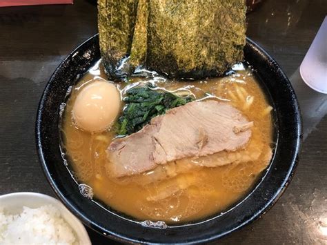『侍セット』横浜家系豚骨醤油極太麺 侍 伏見店のレビュー ラーメンデータベース