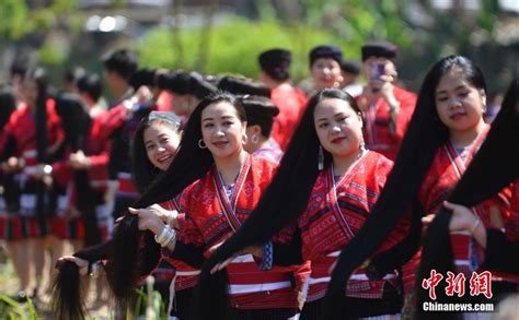 广西龙胜举办长发节 时政新闻 浙江在线