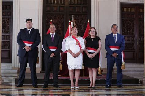 Quiénes son los cuatro nuevos ministros de Dina Boluarte Conoce sus