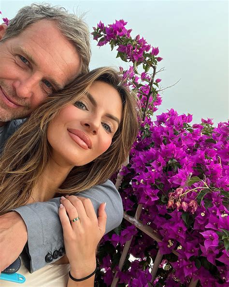 Yellowstones Josh Lucas Is Engaged To Brianna Ruffalo After 2 Years