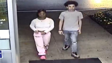 Federal Way Police Seek Help Identifying Purse Snatching Suspects