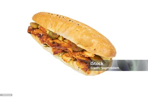 흰색에 고립 된 전통적인 터키 치킨 도너 케밥 고기 샤와르마 또는 자이로 건강에 좋지 않은 음식에 대한 스톡 사진 및 기타