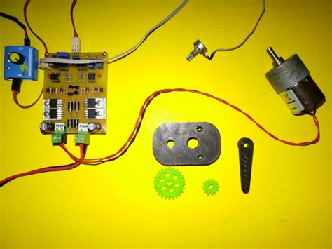 Free 3d File Diy Servo Motor Model Parametric 🎒・3d Printing Template