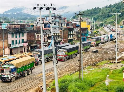 पृथ्वी राजमार्गको सेरा सडकखण्ड पुन अवरुद्ध