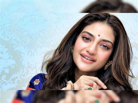 Sexiest Nusrat Jahan Posted Boldest Photos Ever During Navratri In
