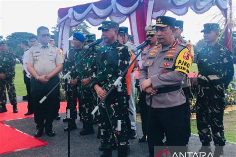 TNI Operasikan Kapal Perang Dan Hercules Dukung Pengamanan Nataru ANTARA News Bali
