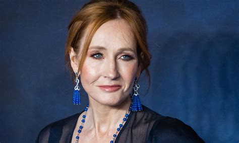 Jk Rowling Publicly Shames Person Who Sent Her Death Threat Online