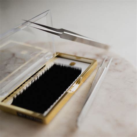 5 Tips For Longer Lasting Eyelash Extensions