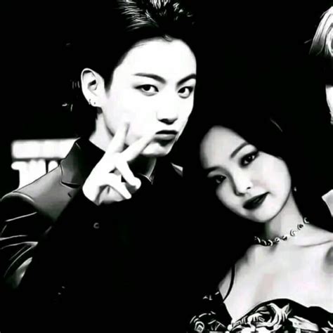 عالم رواية واتباد Facebook