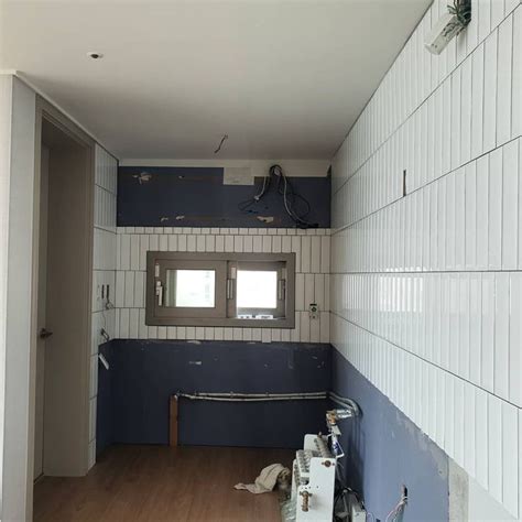 Watch The Best Youtube Videos Online ㆍ 각잡힌 세로 타일 그리고 작은 창 ㆍ ㆍ 봄날오전일상창문현장실측설레이는공간공사중